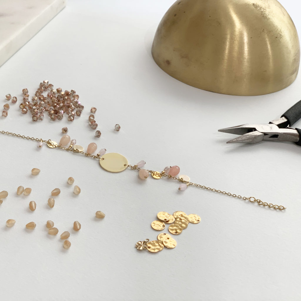 Offrir un atelier de création de bijoux ! - OSCAR Bijoux